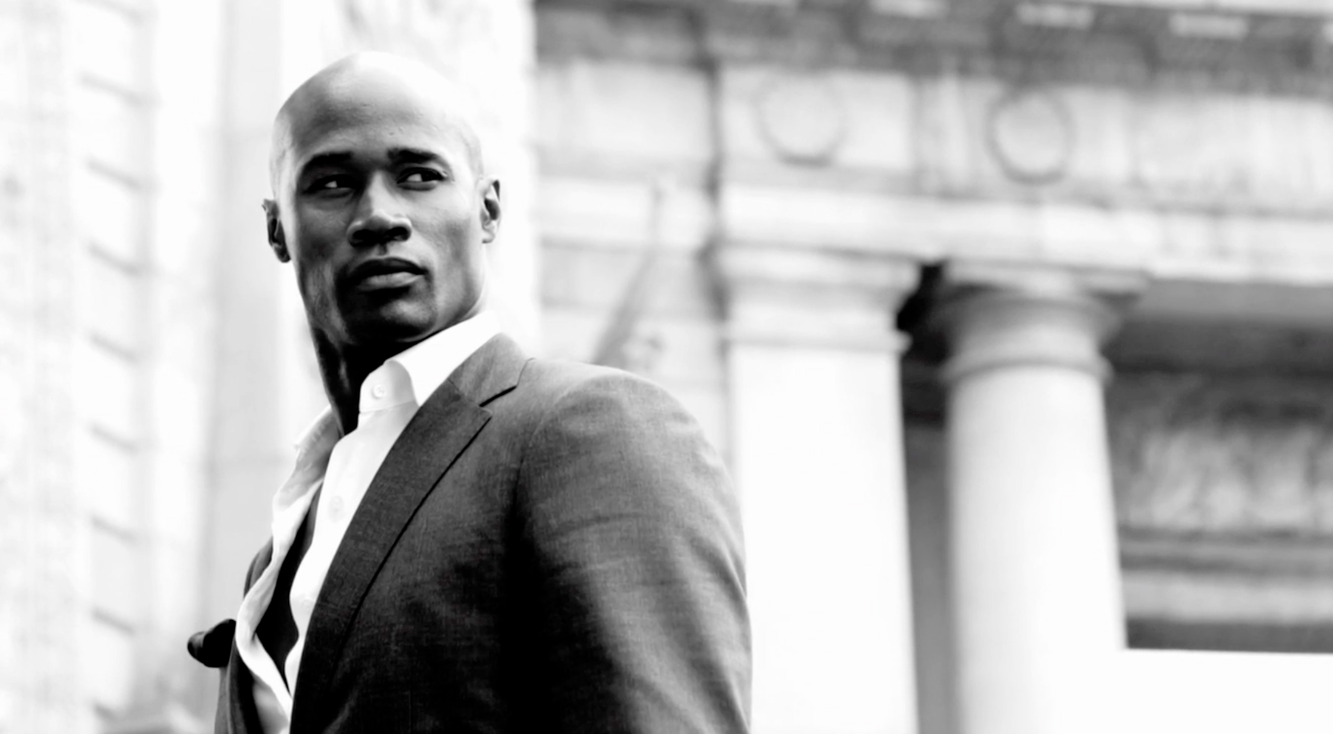 Chris Collins Fragrances Reseña ~ Reseñas Editoriales de Fragancia