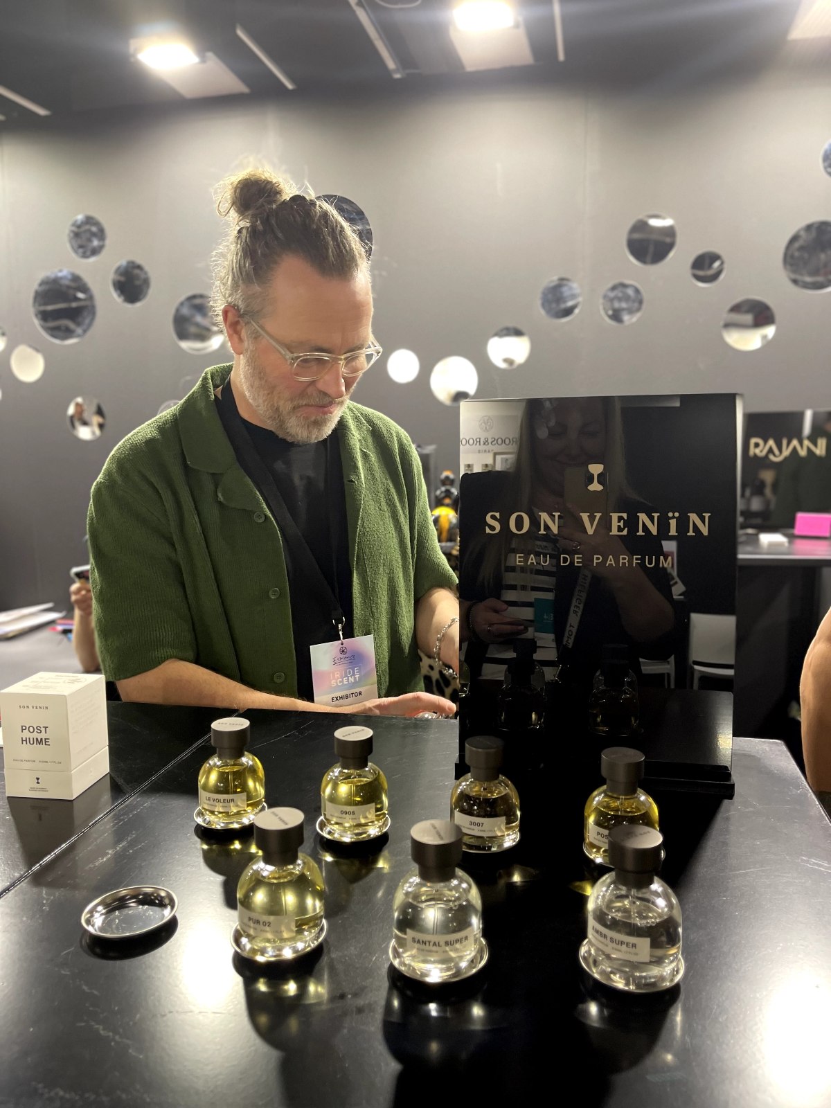 Son Venin在Esxence展会上用一款新的香水挑逗我们的嗅觉 ~ 新香水