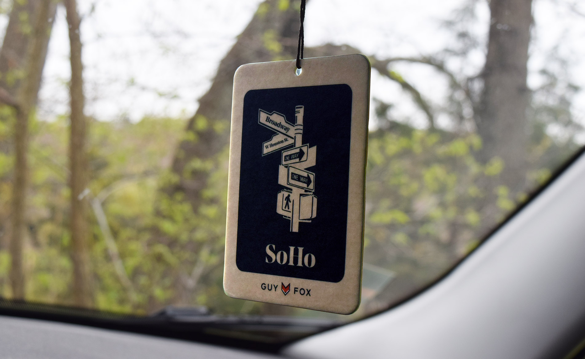 GUY FOX's Nelson bringt uns in den Wald und zu den Wellen ~ Reviews