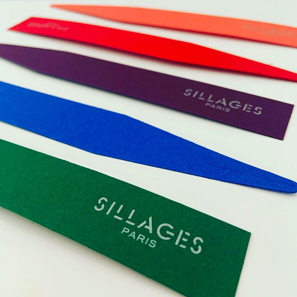 Hinter den Kulissen: Blotter-Wissen von Scentis ~ Interviews