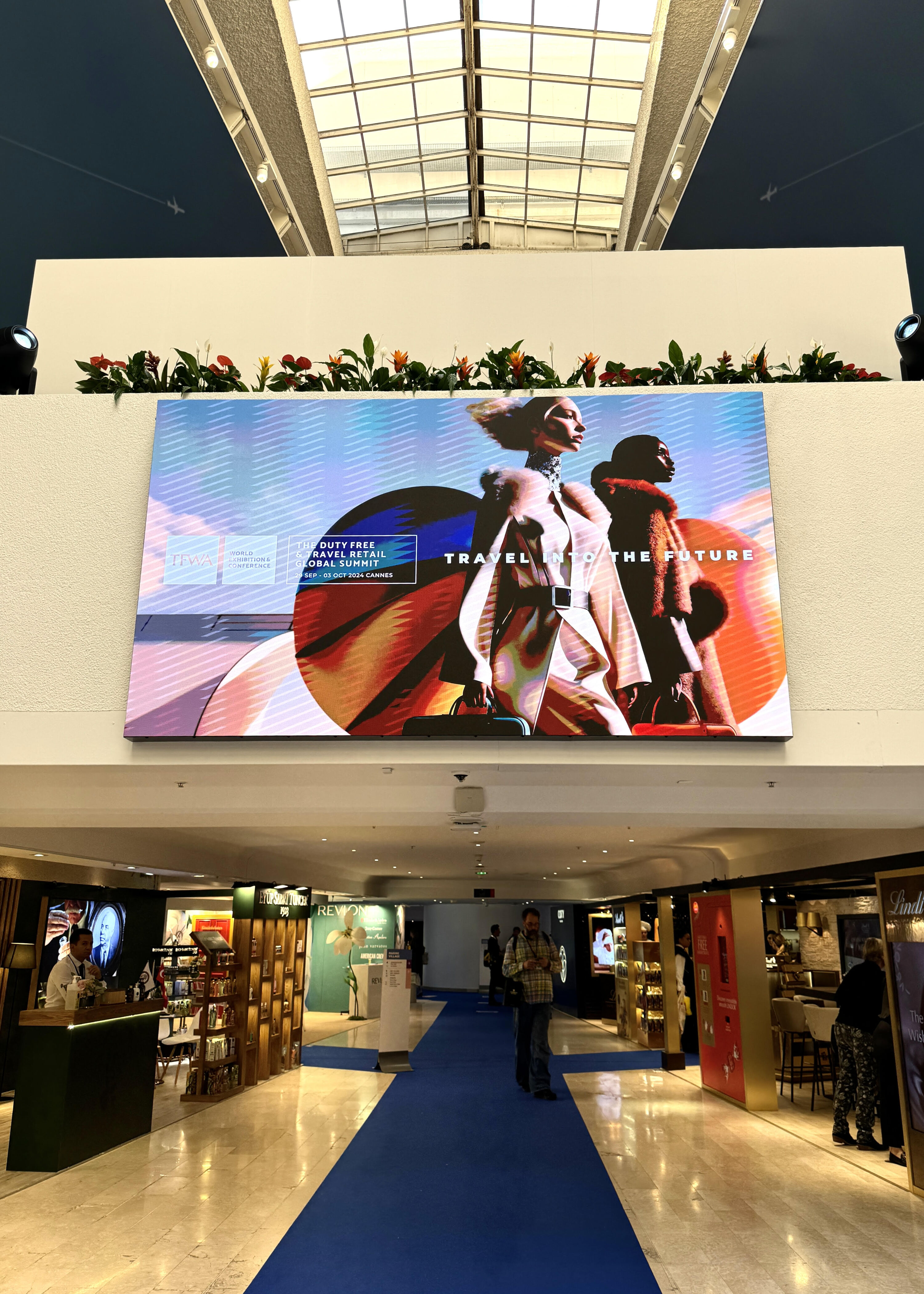 Principais Tendências no Evento TFWA 2024 em Cannes, França ~ Arte ...