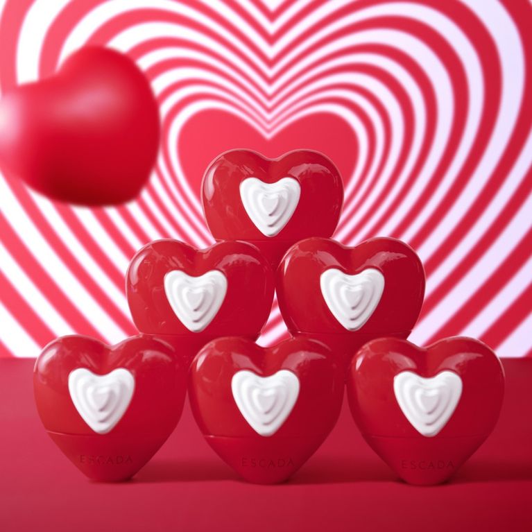 Три сердечка Escada Love ~ Обзоры ароматов