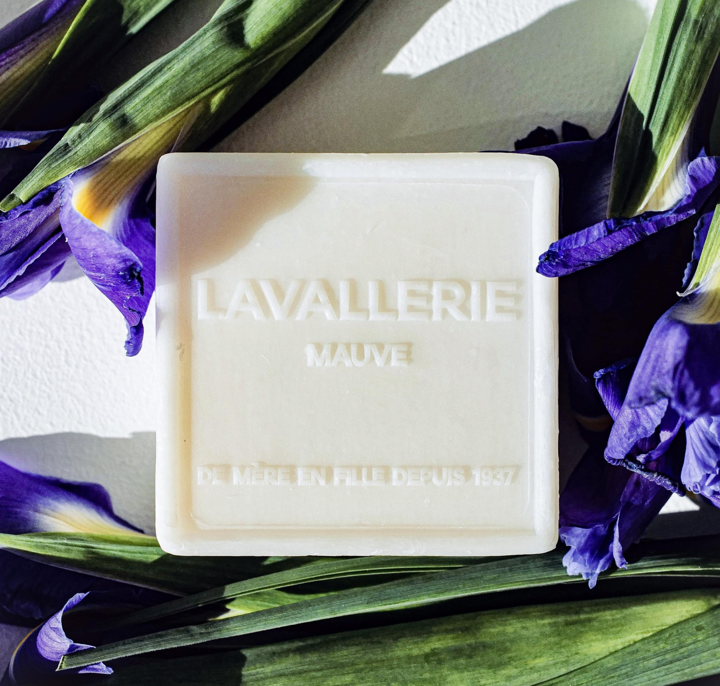 Αρωματικά σαπούνια LAVALLERIE Dream, Intuition και Mauve από τον Jean ...