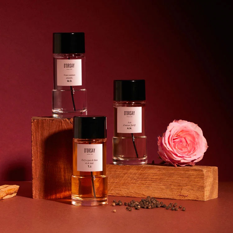 Te Dire Oui V.H. D'ORSAY: Πώς λέτε "ναι" με ένα άρωμα; ~ ΚΡΙΤΙΚΕΣ ΑΡΩΜΑΤΩΝ