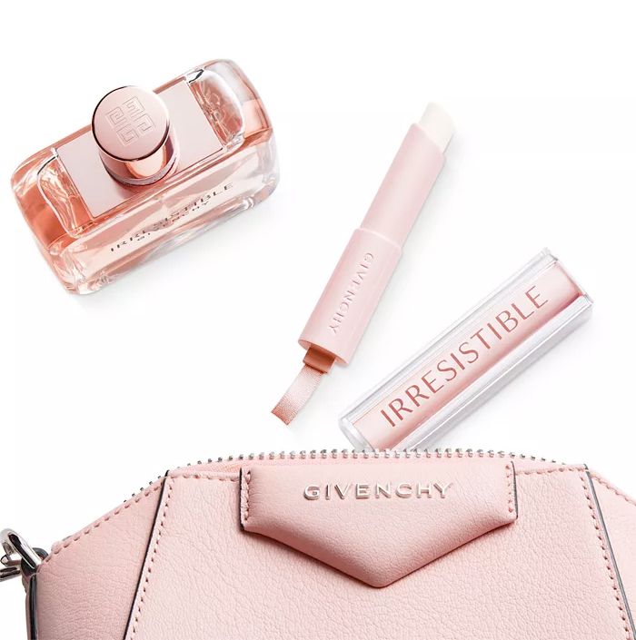 Irresistible Givenchy Very Floral ~ Recenzii de parfumuri