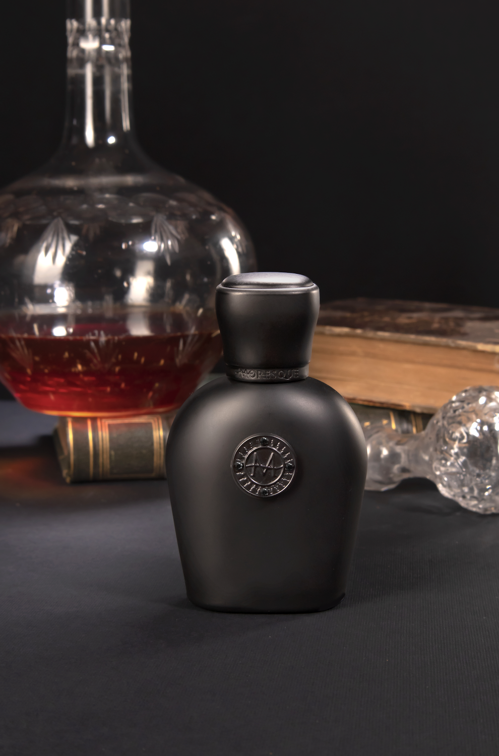 BYRON από τη φίρμα Moresque ~ ΚΡΙΤΙΚΕΣ ΑΡΩΜΑΤΩΝ