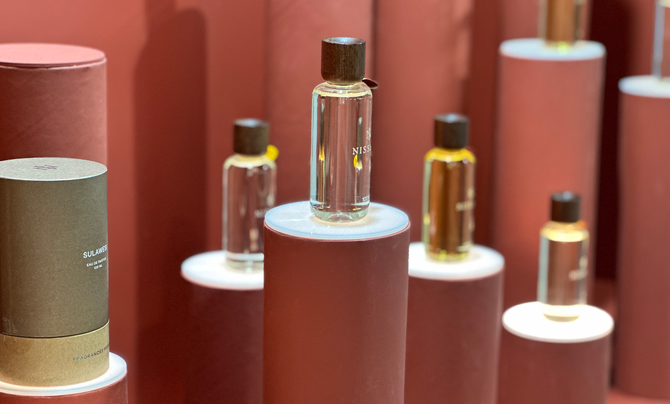 Nissaba din Geneva cu ingrediente naturale uimitoare ~ Recenzii de ...