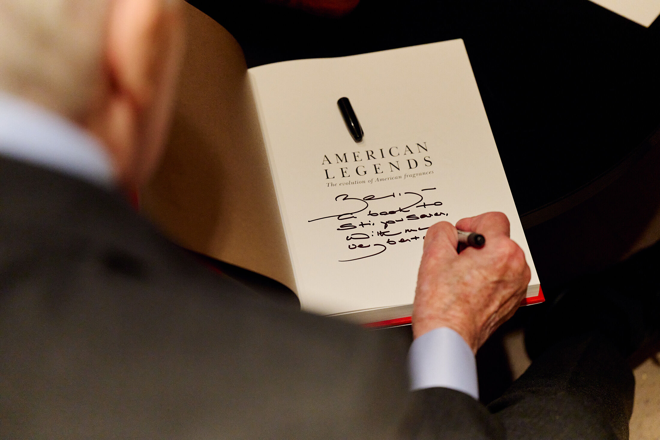 Der Bottled Book Club: Michael Edwards American Legends and Lectures ...