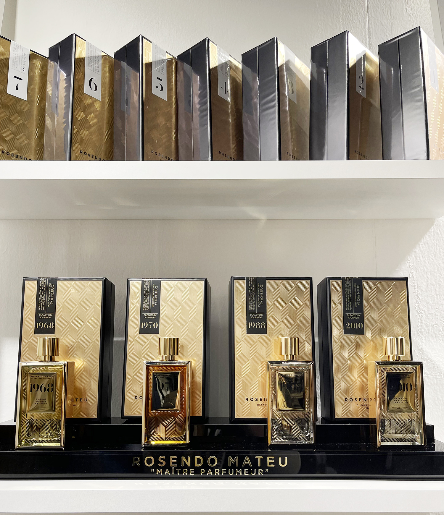 ESXENCE 2023: Rosendo Mateu Η συλλογή Οσφρητικά Ταξίδια παρουσιάζει ...