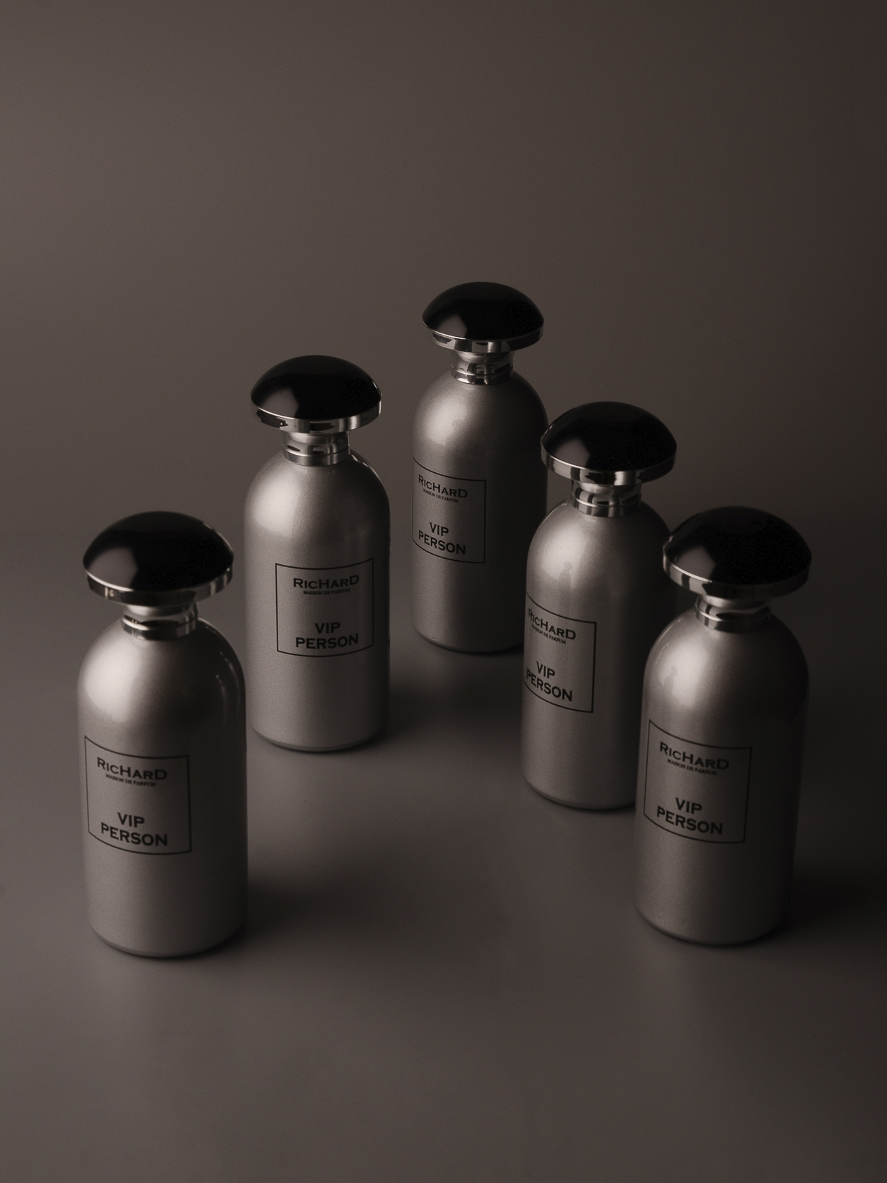 Secret Side y VIP Person: Nuevos perfumes de Richard Maison de Parfum ...