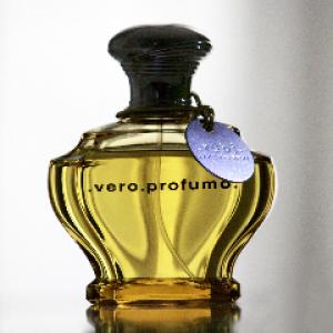 Rubj Extrait de Parfum Vero Profumo perfume - a fragrância Feminino