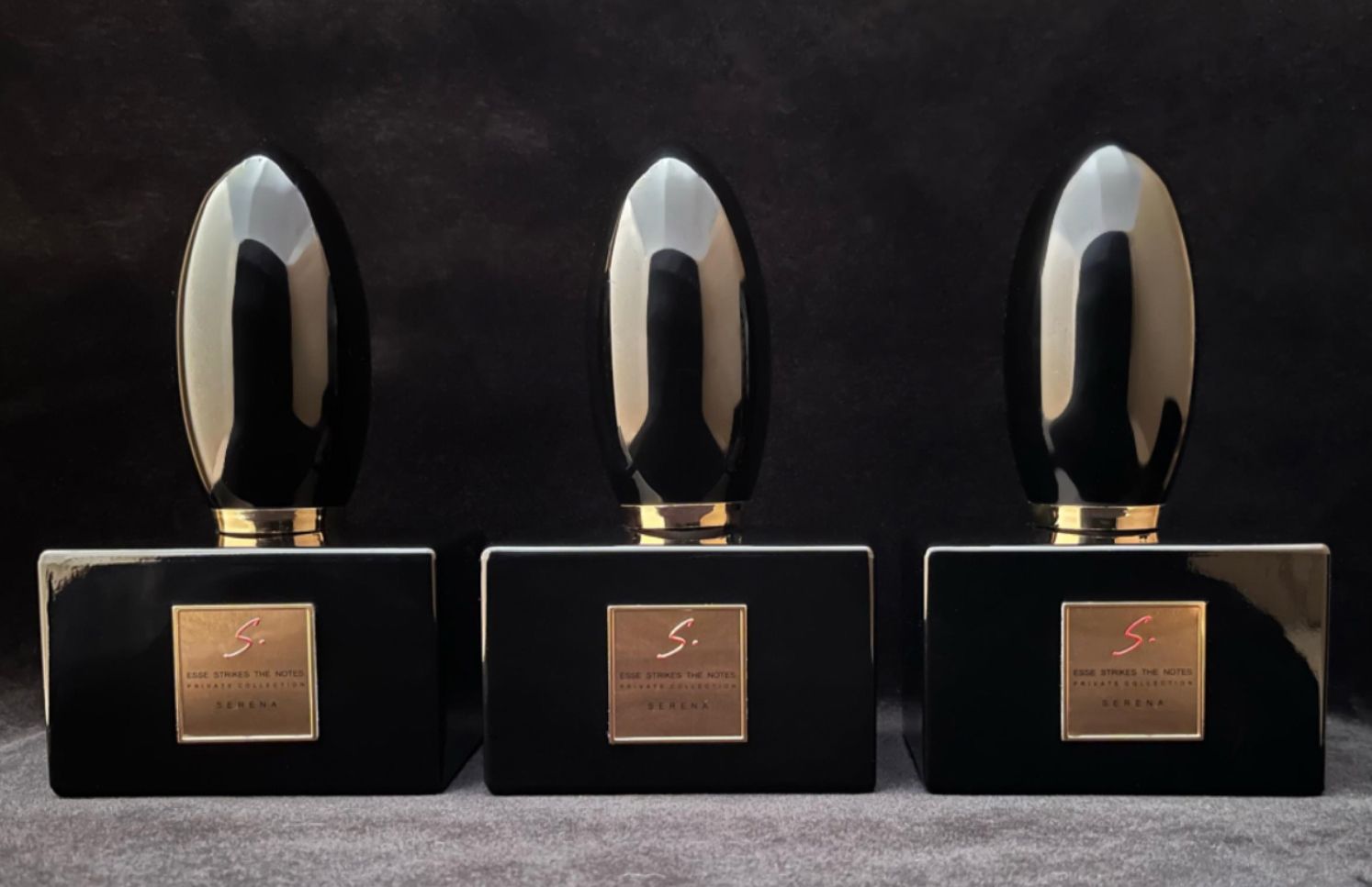 Sofia Esse Strikes The Notes parfum - un nou parfum unisex 2023