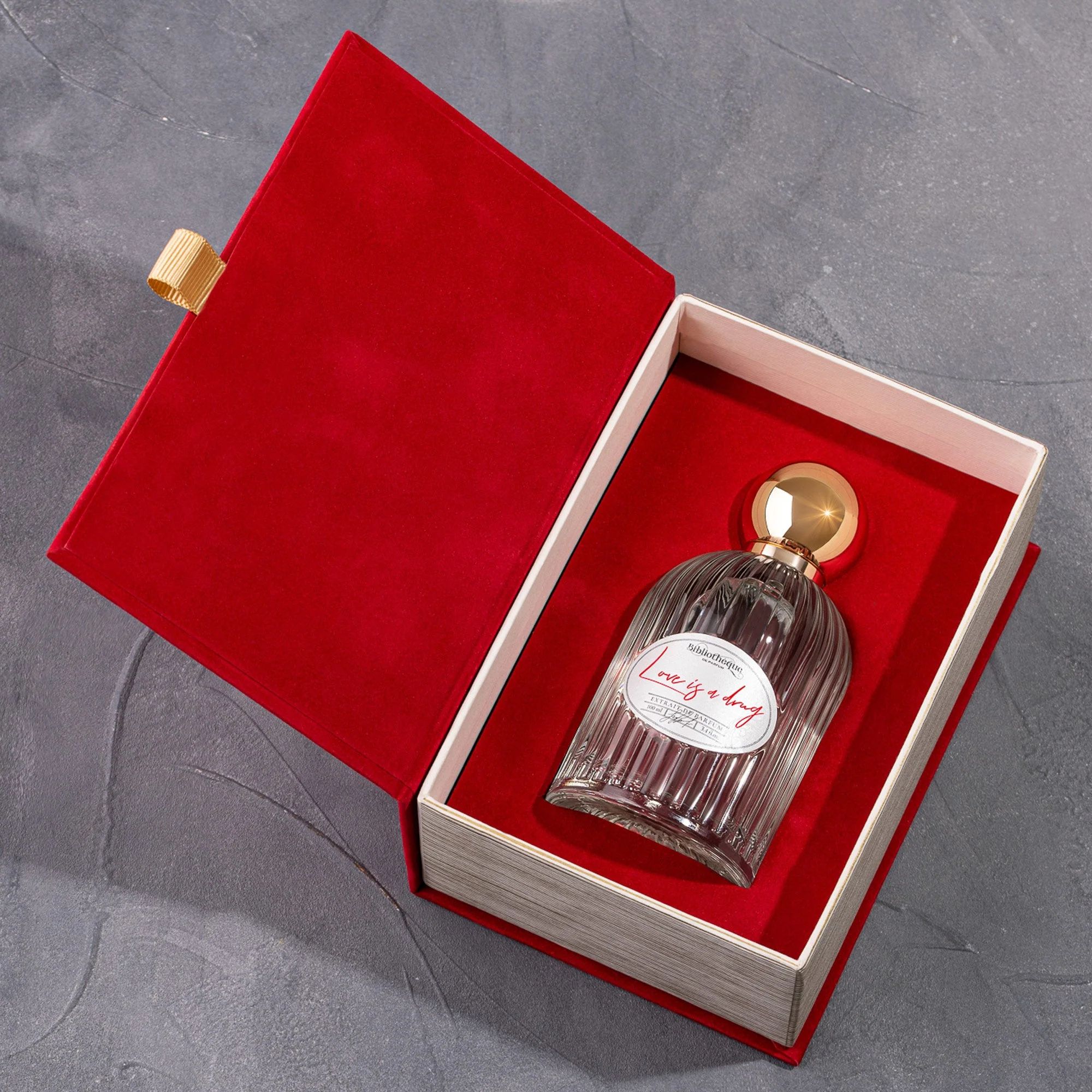 Love Is A Drug Bibliothèque de Parfum аромат — аромат для женщин 2019