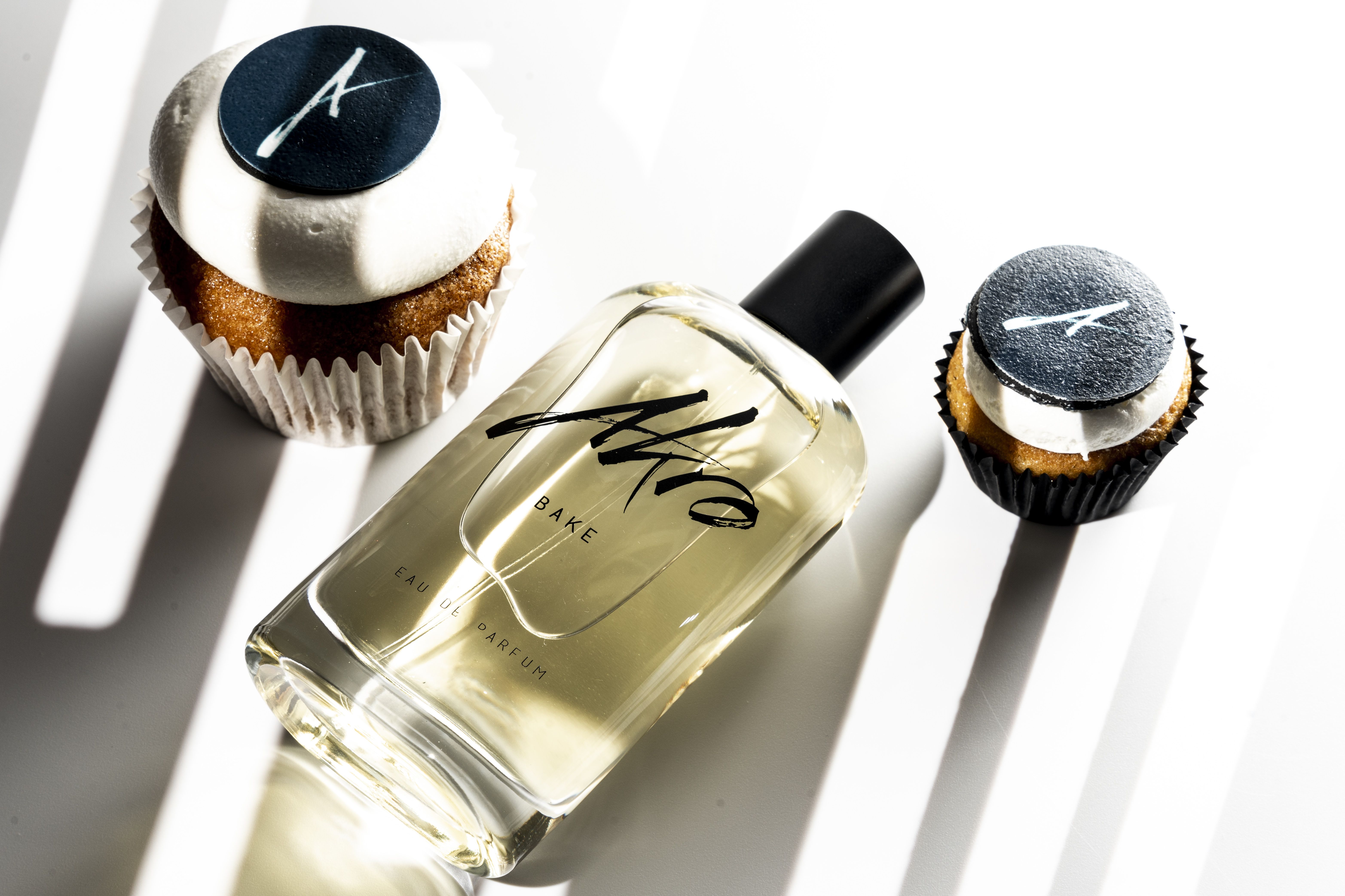 Bake Akro fragancia - una nuevo fragancia para Hombres y Mujeres 2023