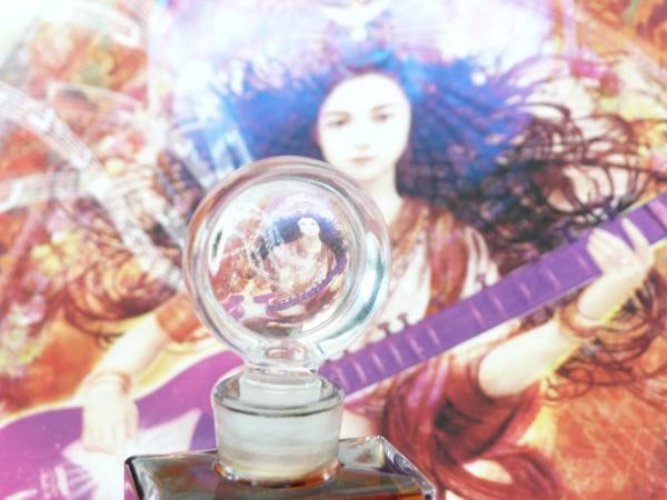 Botanical Perfume devoted to Peace, 1st edition Roxana Illuminated ...