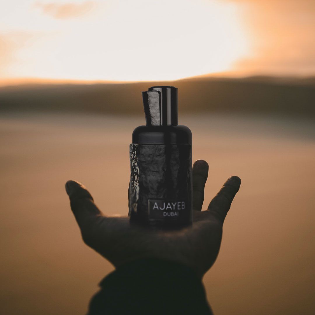 Ajayeb Dubai Lattafa Perfumes perfume - a novo fragrância ...