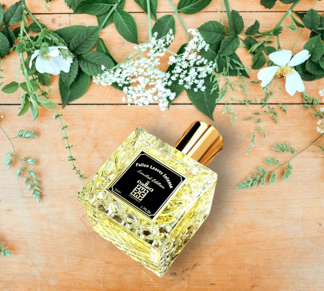 Fallen Leaves Intense De Dallad Perfumes Olfactive Galleries parfum ...