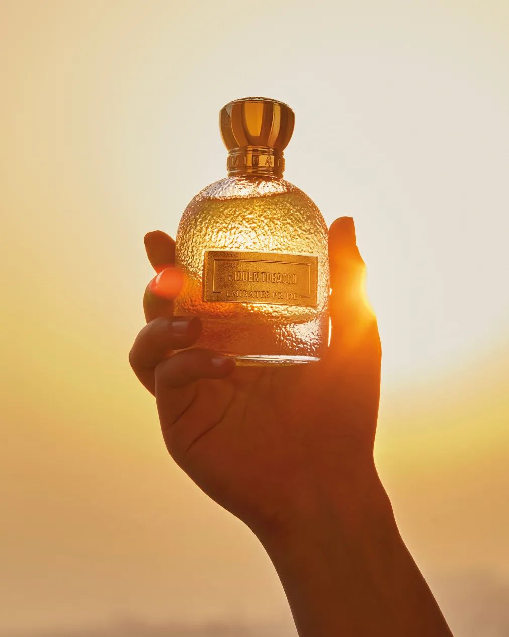 Hidden Tobacco Emirates Pride Perfumes - una novità fragranza unisex 2023
