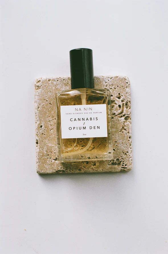 Cannabis & Opium Den Na Nin perfume - a novo fragrância Compartilhável 2023