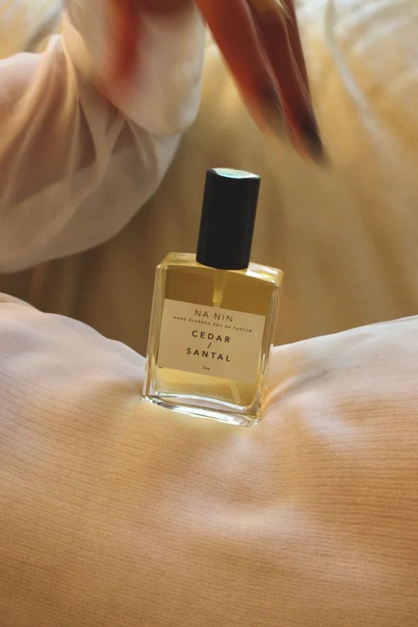 Cedar & Santal Na Nin parfum - un nouveau parfum pour homme et femme 2023
