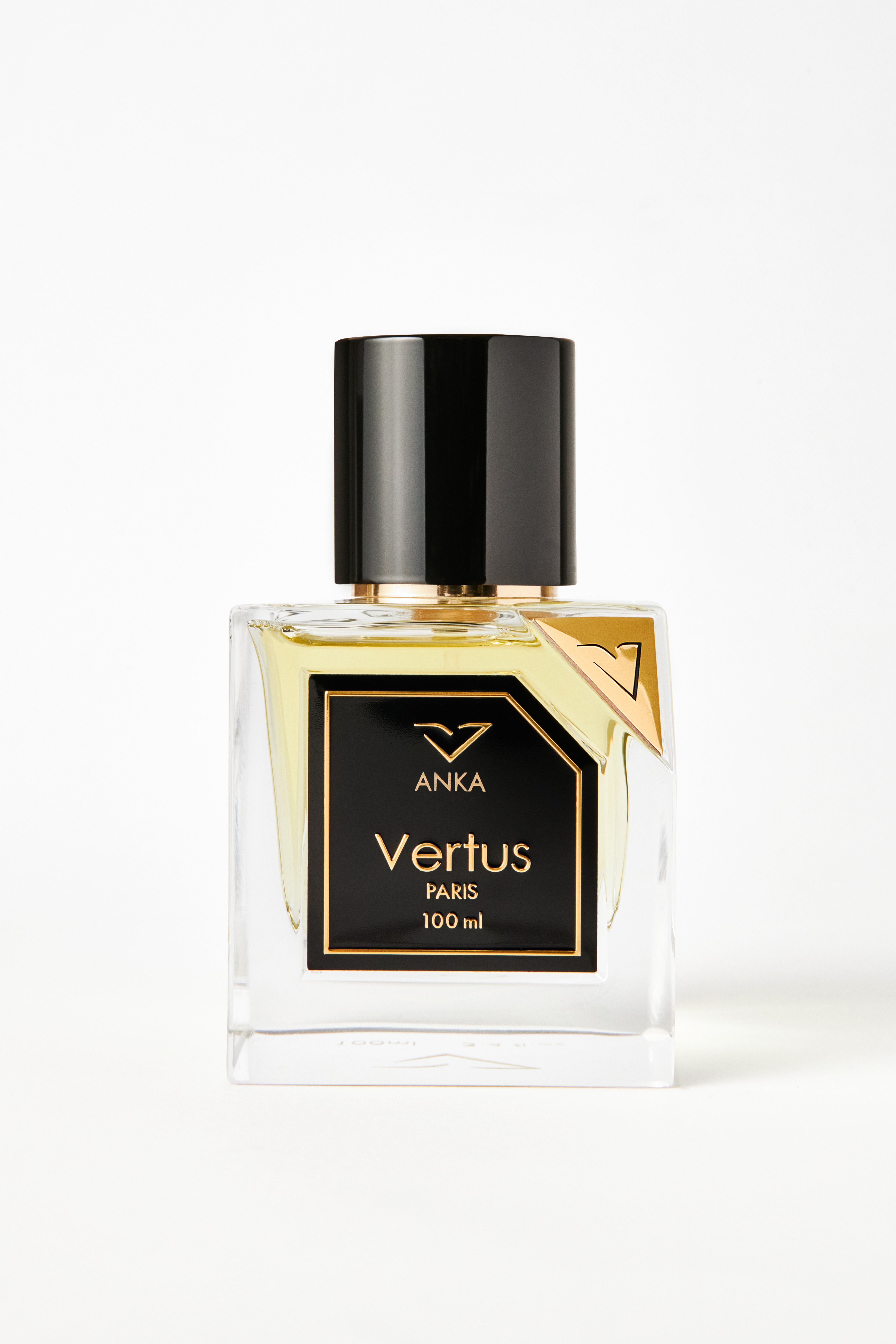 ANKA Vertus perfume - a novo fragrância Compartilhável 2024