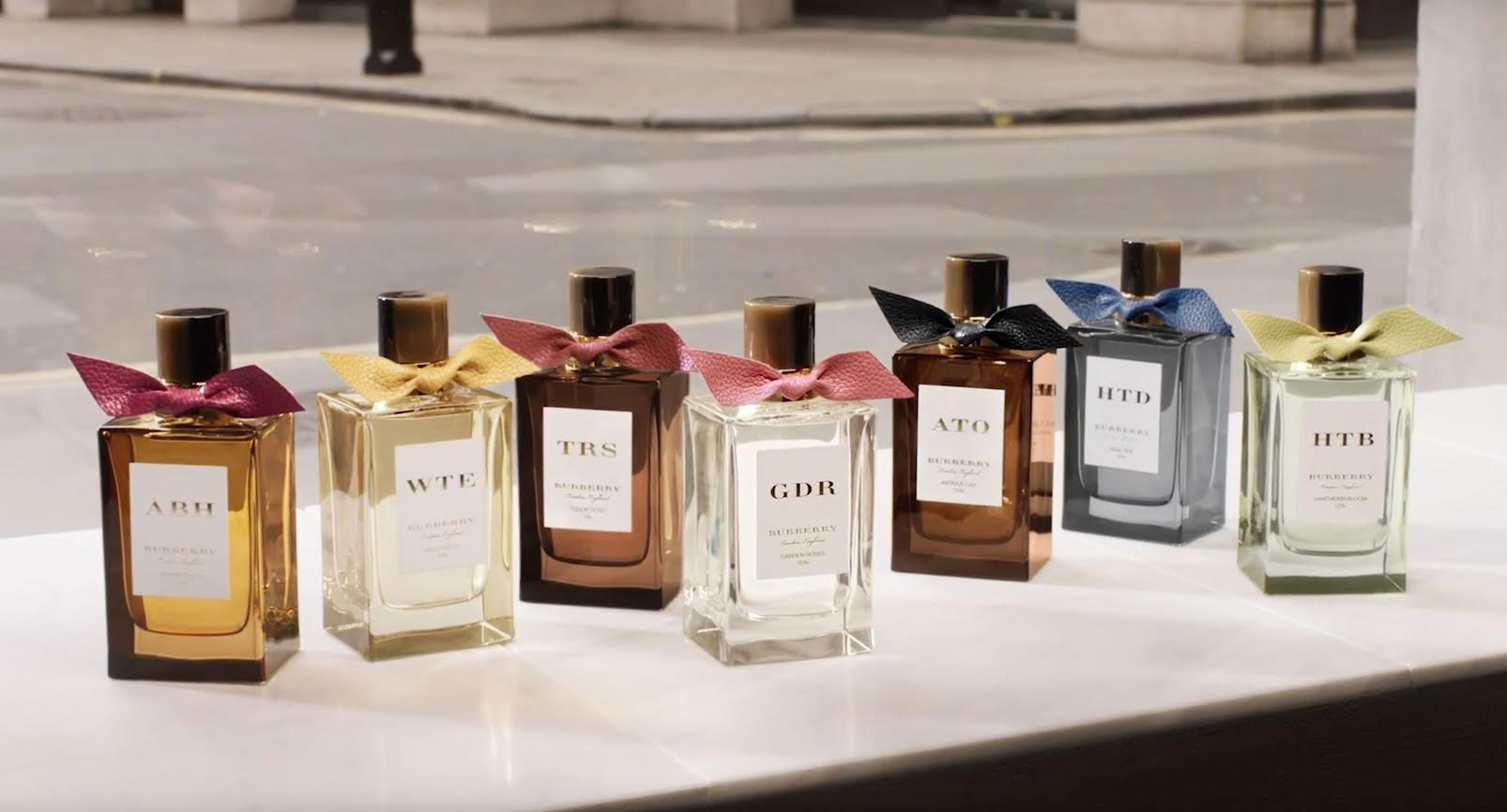 Garden Roses Burberry fragancia - una fragancia para Hombres y Mujeres 2017