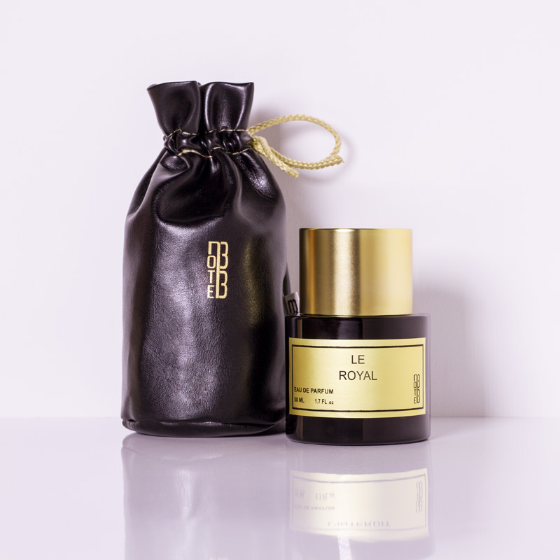 Le Royal Note33 fragancia - una fragancia para Hombres y Mujeres 2017