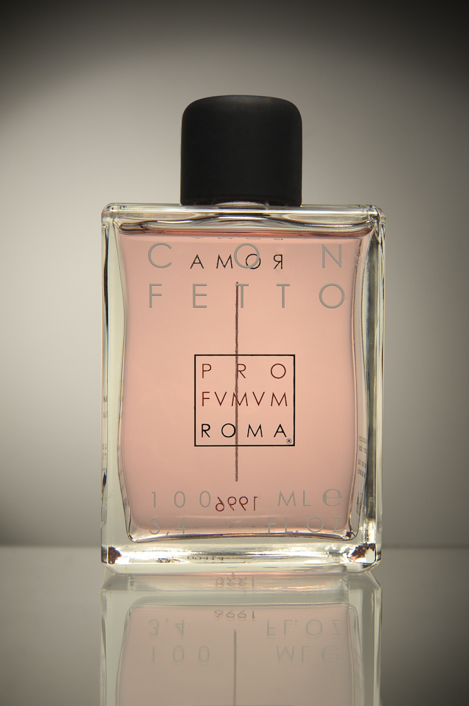 Confetto Profumum Roma parfum - un parfum pour homme et femme 1996