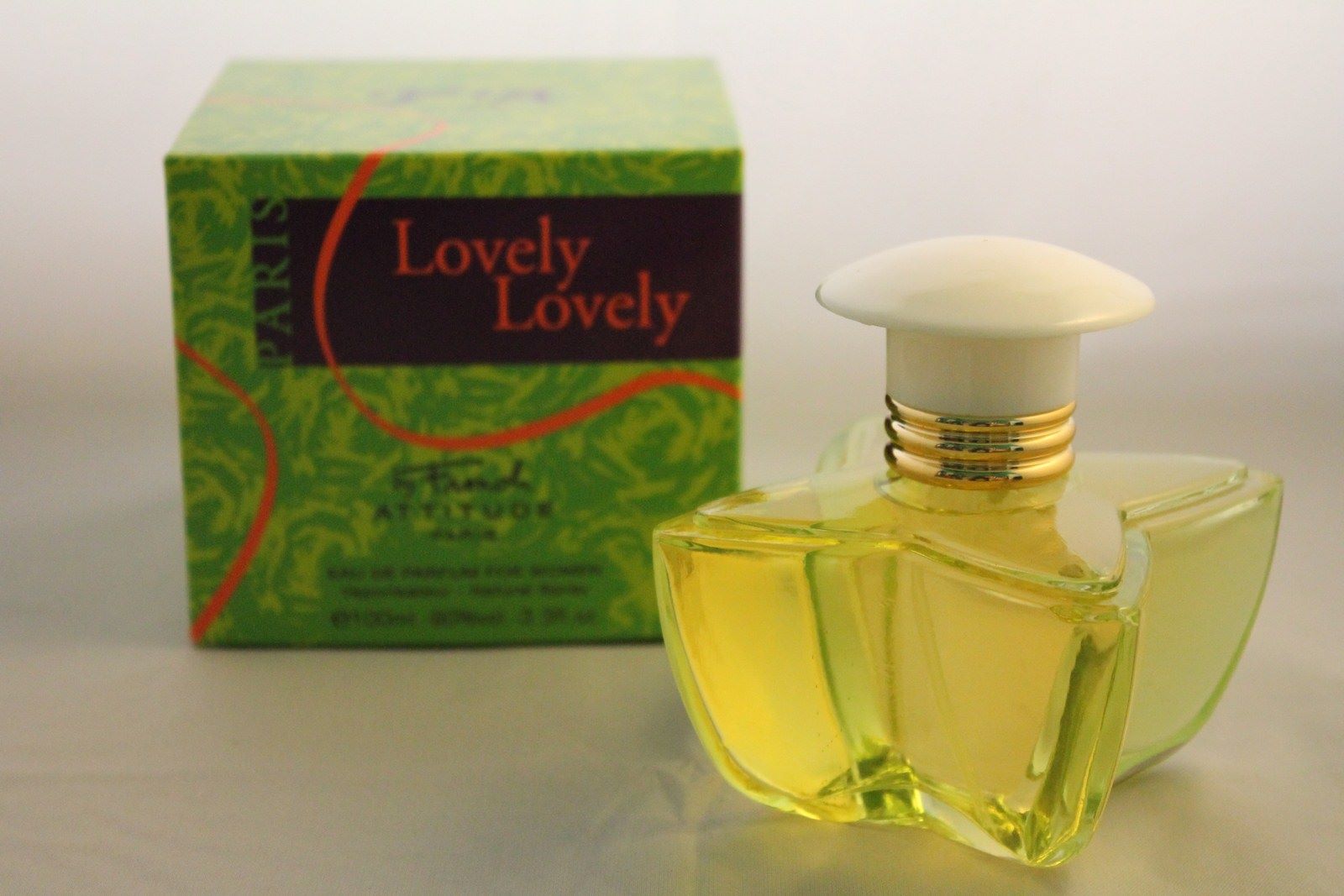 Lovely Lovely French Attitude parfum - un parfum pour femme