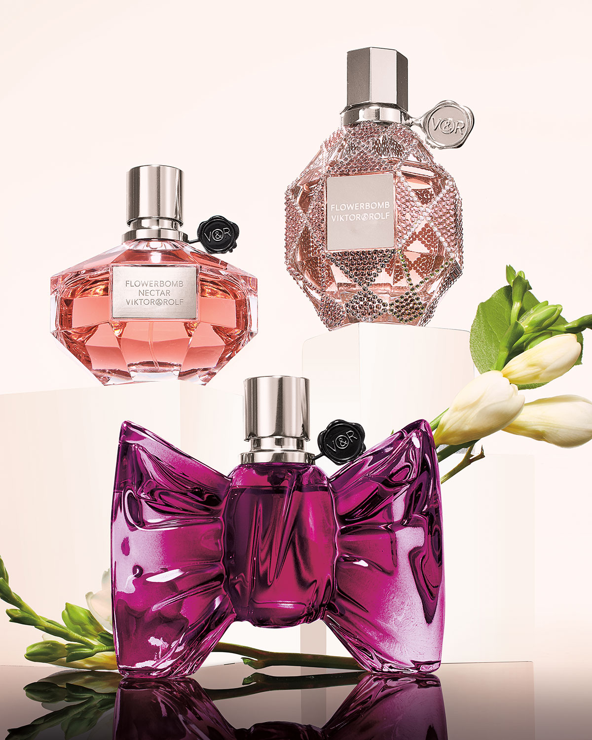 Flowerbomb Swarovski® Holiday Limited Edition Viktor&Rolf perfume - a ...