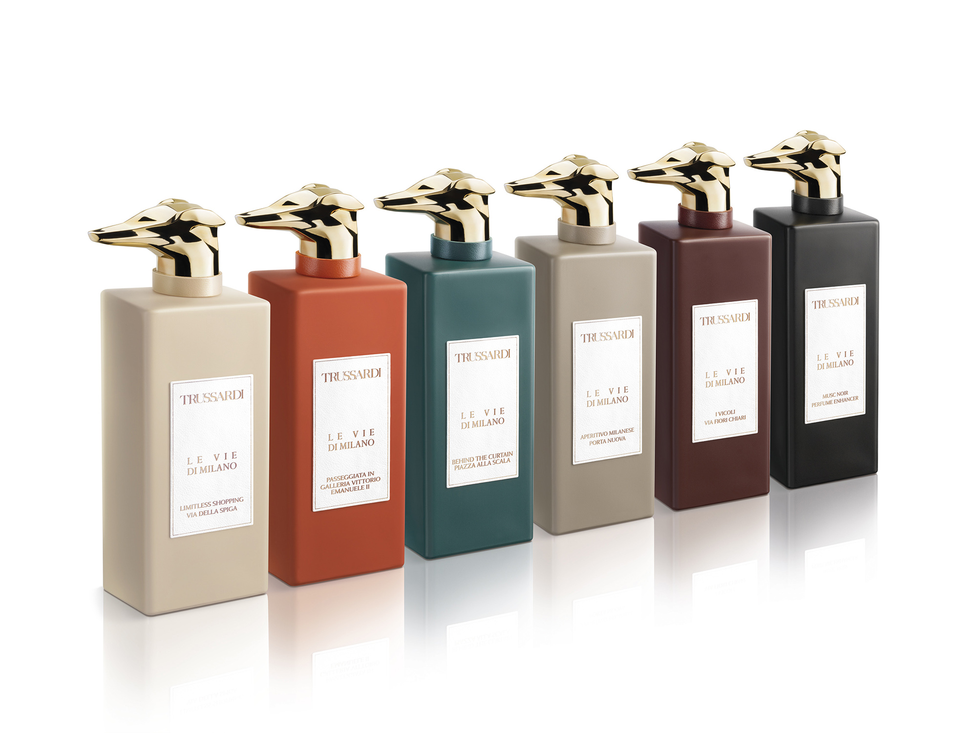 Behind The Curtain Piazza Alla Scala Trussardi perfume - a novo ...