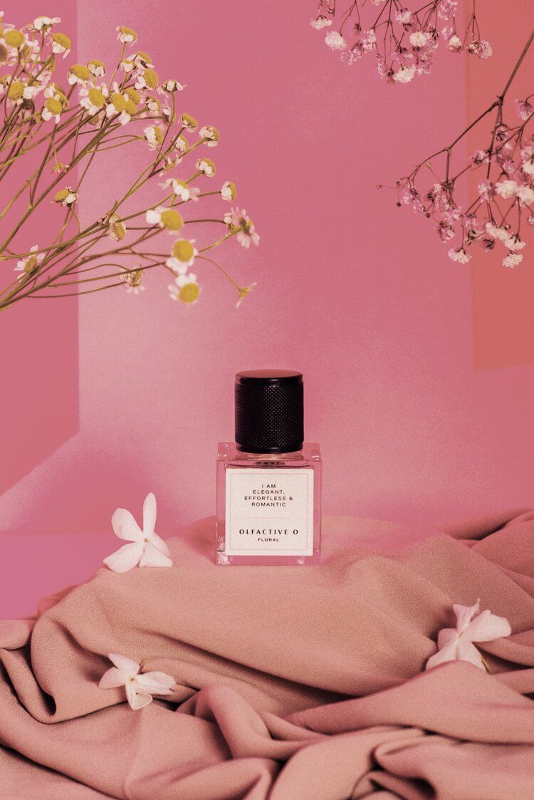 Floral Olfactive O parfum - un parfum pour homme et femme 2019