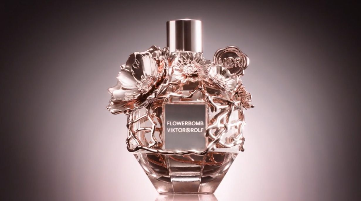 Flowerbomb 15th Anniversary Haute Couture Edition Viktor&Rolf parfum ...