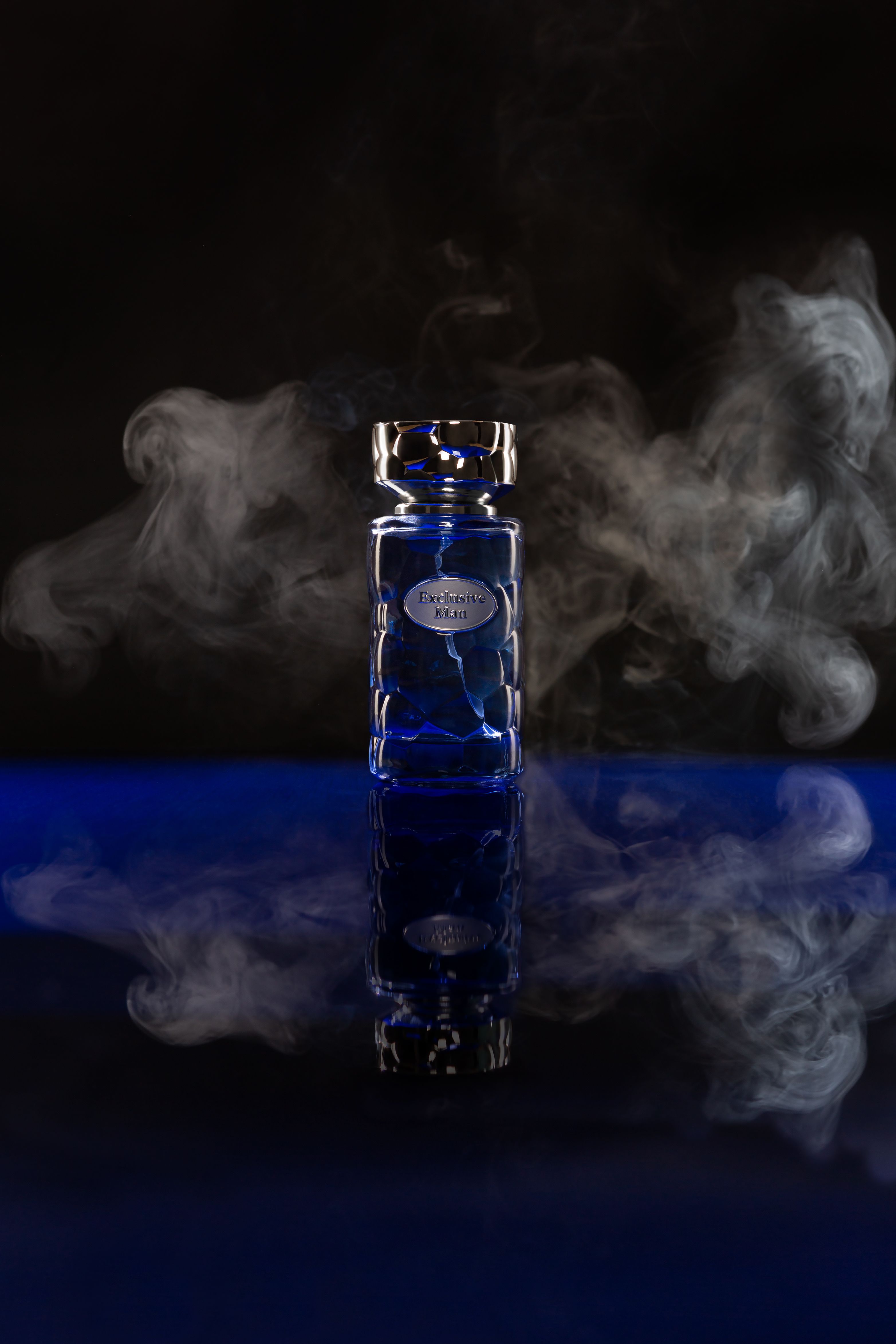Versailles Exclusive Man Versailles Cologne - un parfum pour homme 2018