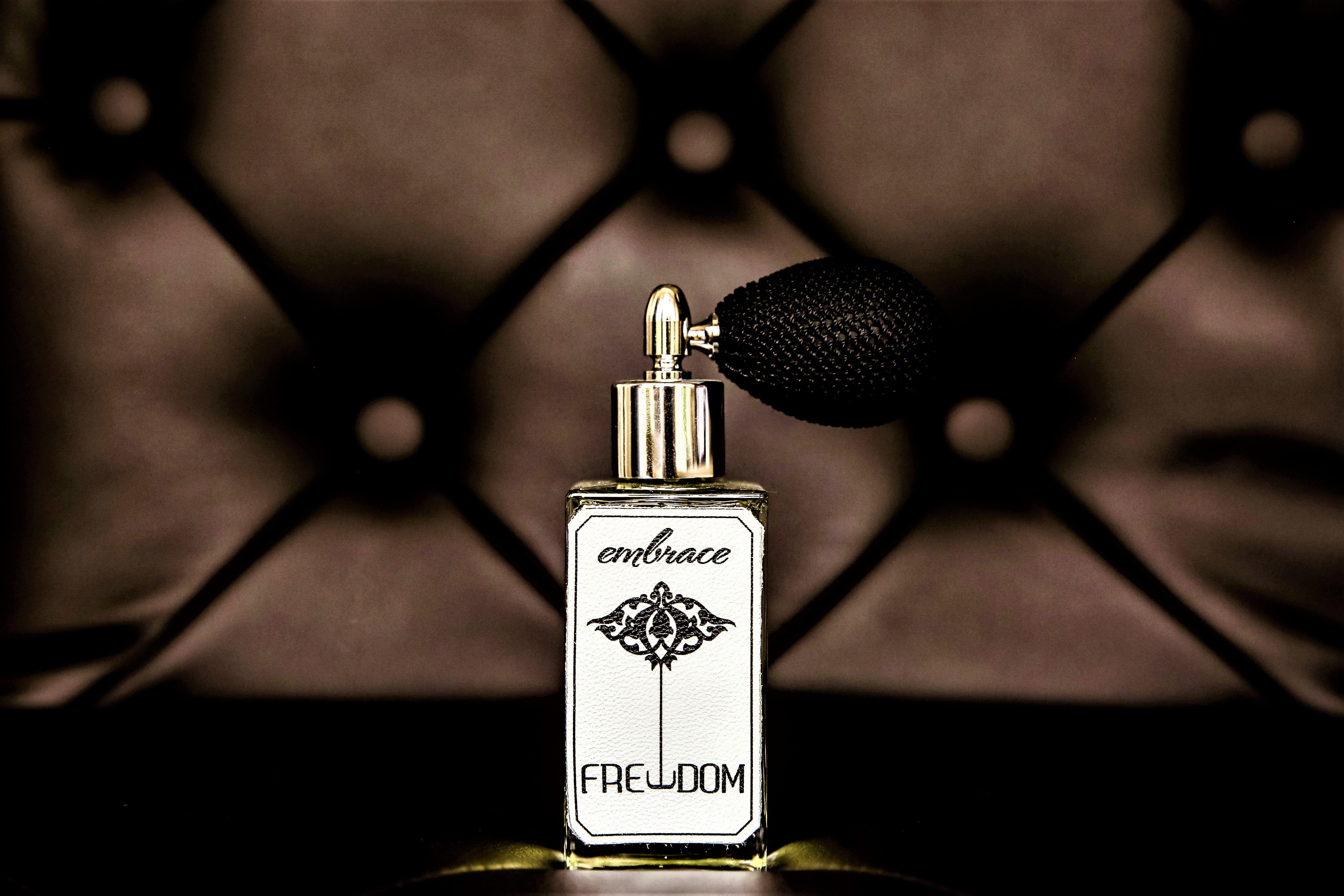 Embrace Freedom Embrace Perfume Parfum - ein es Parfum für Frauen und ...