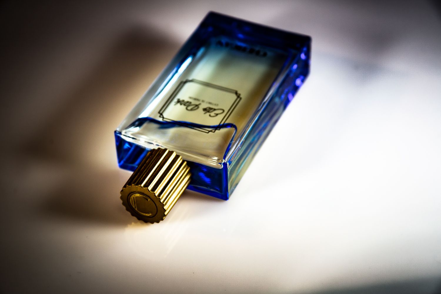 Edo Park Cherigan fragancia - una fragancia para Hombres y Mujeres 2021