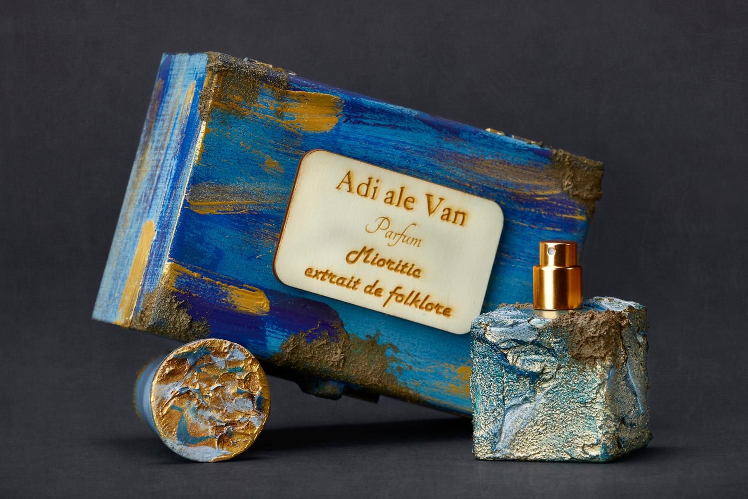 Mioritic - Extrait de Folklore Adi Ale Van perfume - a novo fragrância ...