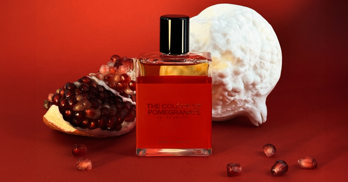 The Colour of Pomegranate von Moth and Rabbit ~ Reviews