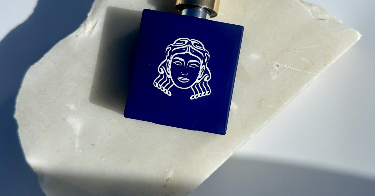 La nouvelle presentation bleue de The Greek Perfumer et le nouveau ...