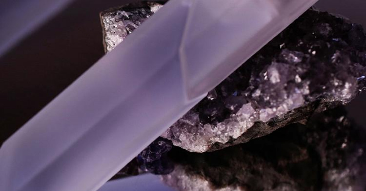 KKW Fragrance Crystal Violet Musk ~ Parfumuri noi