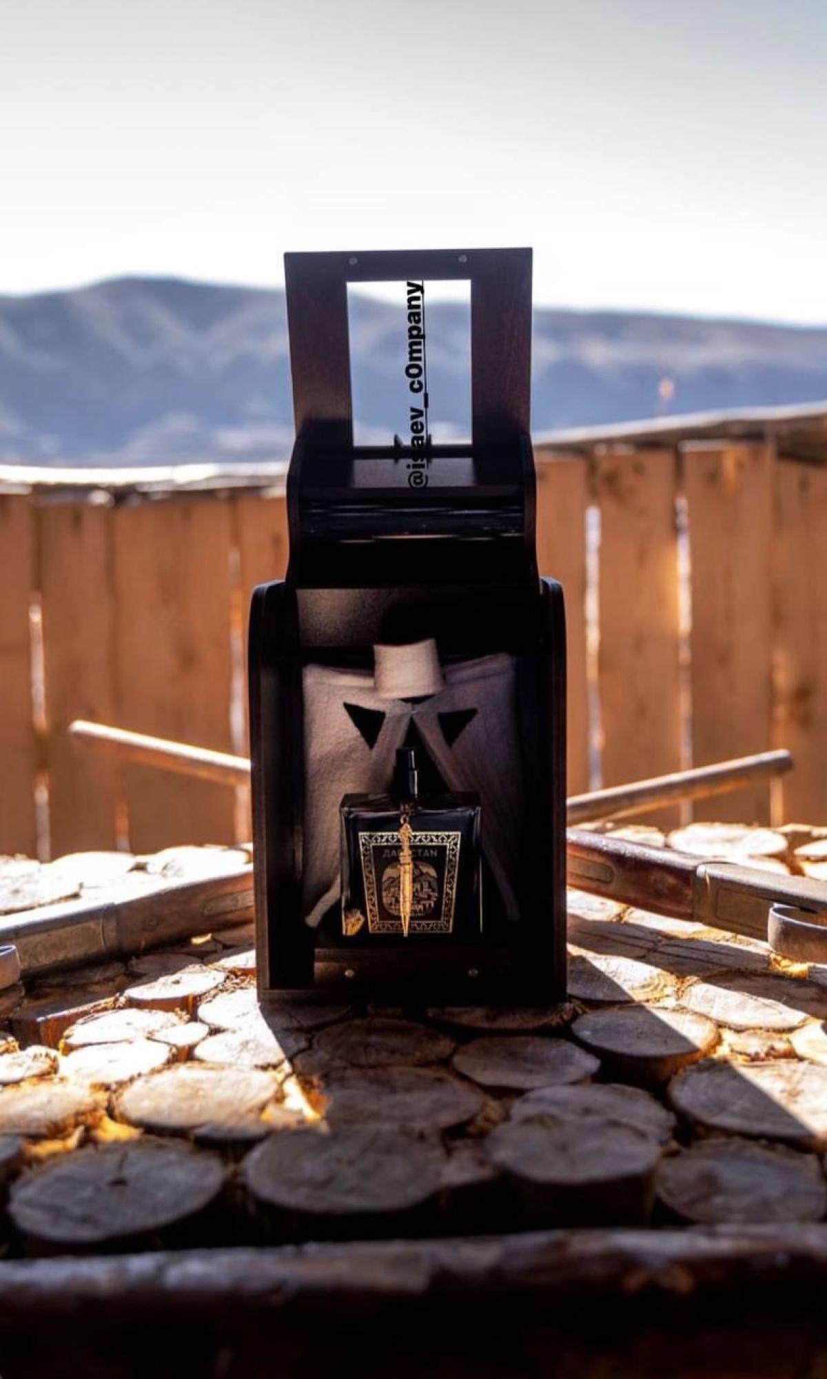 Dagestan Дагестан Isaev Company fragancia - una nuevo fragancia para Hombres y Mujeres 2023