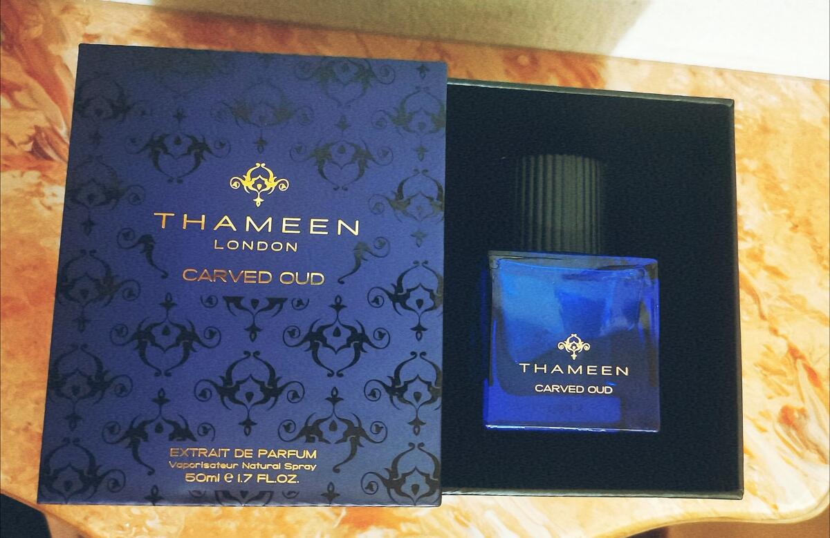 Carved Oud Thameen аромат — аромат для мужчин и женщин 2013