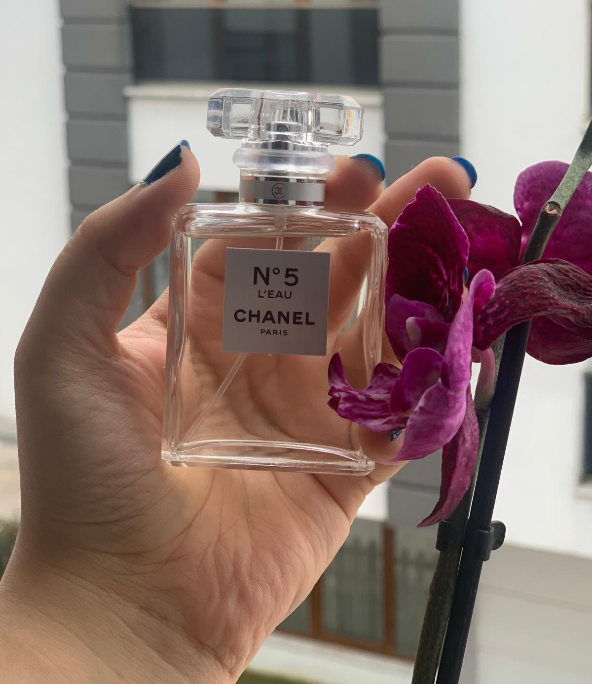 Chanel No 5 L'Eau Chanel - una fragranza da donna 2016