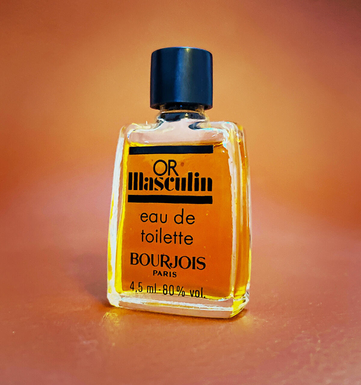 Masculin Bourjois үнэртэн - a сүрчиг эрэгтэй 1972