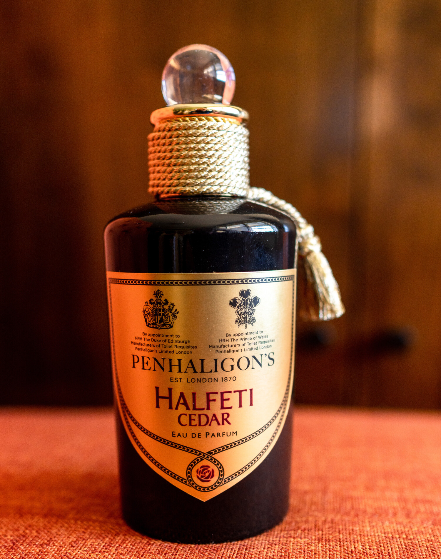 Halfeti Cedar Penhaligon's - una fragranza unisex 2020