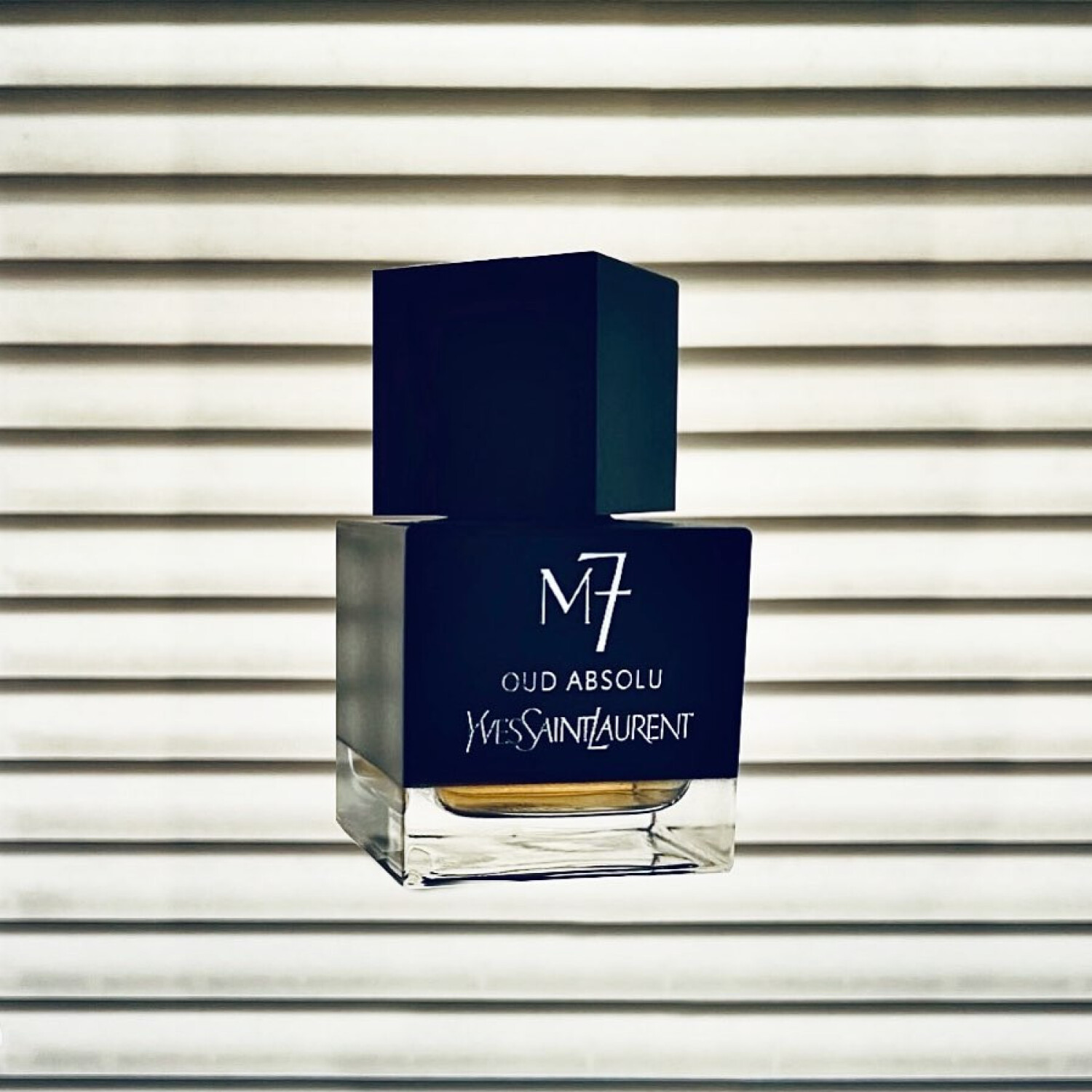 La Collection M7 Oud Absolu Yves Saint Laurent Kolonjska voda - parfem ...