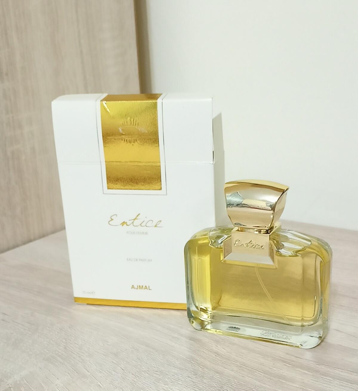 Entice Her Ajmal perfume - a fragrância Feminino 2010