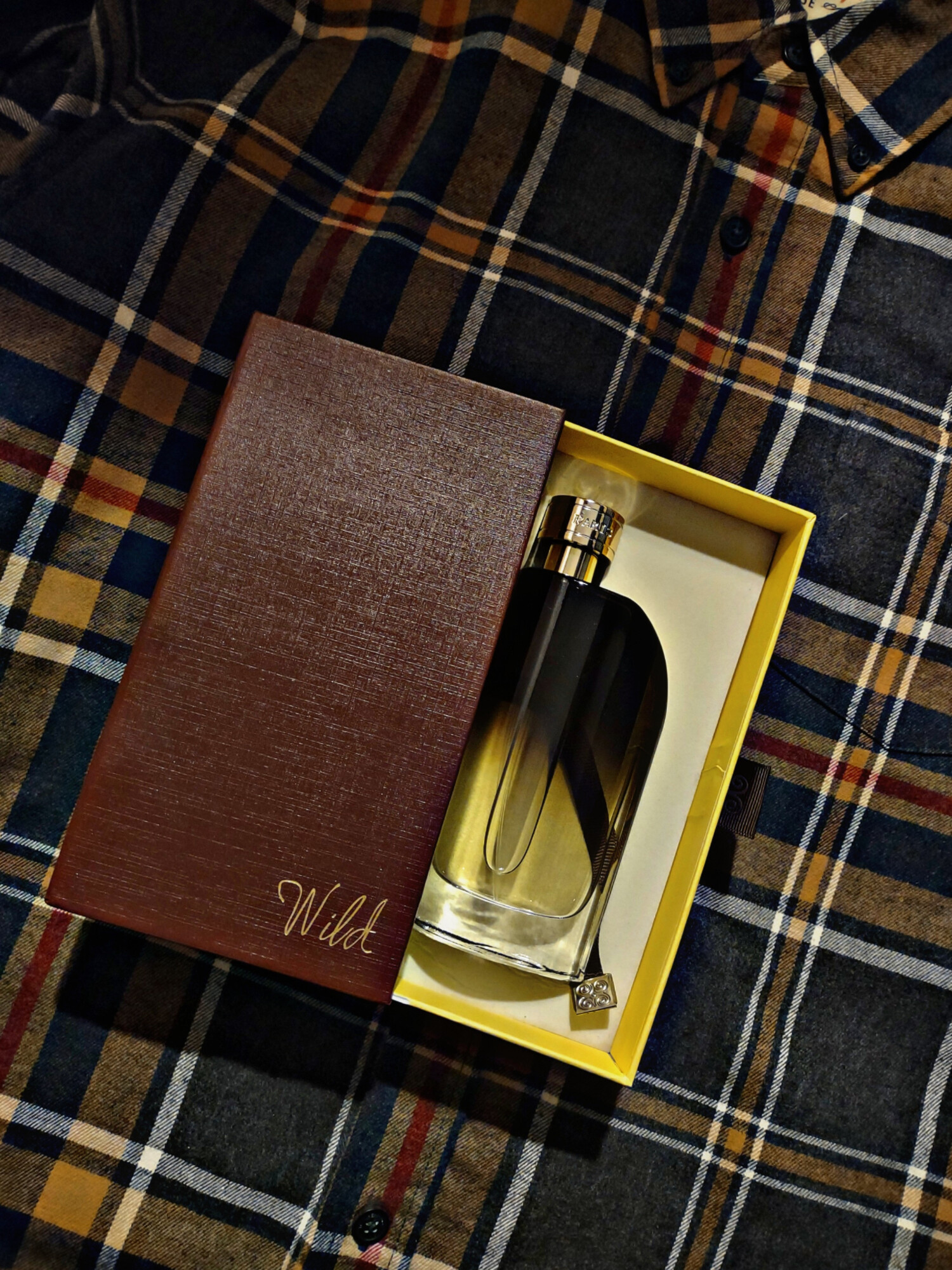 Insurrection II Wild Reyane Tradition Colonia - una fragancia para Hombres