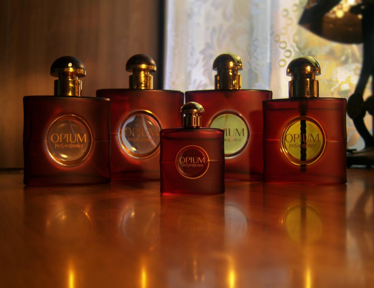 Opium Eau de Parfum 2009 Yves Saint Laurent - una fragranza da donna 2009