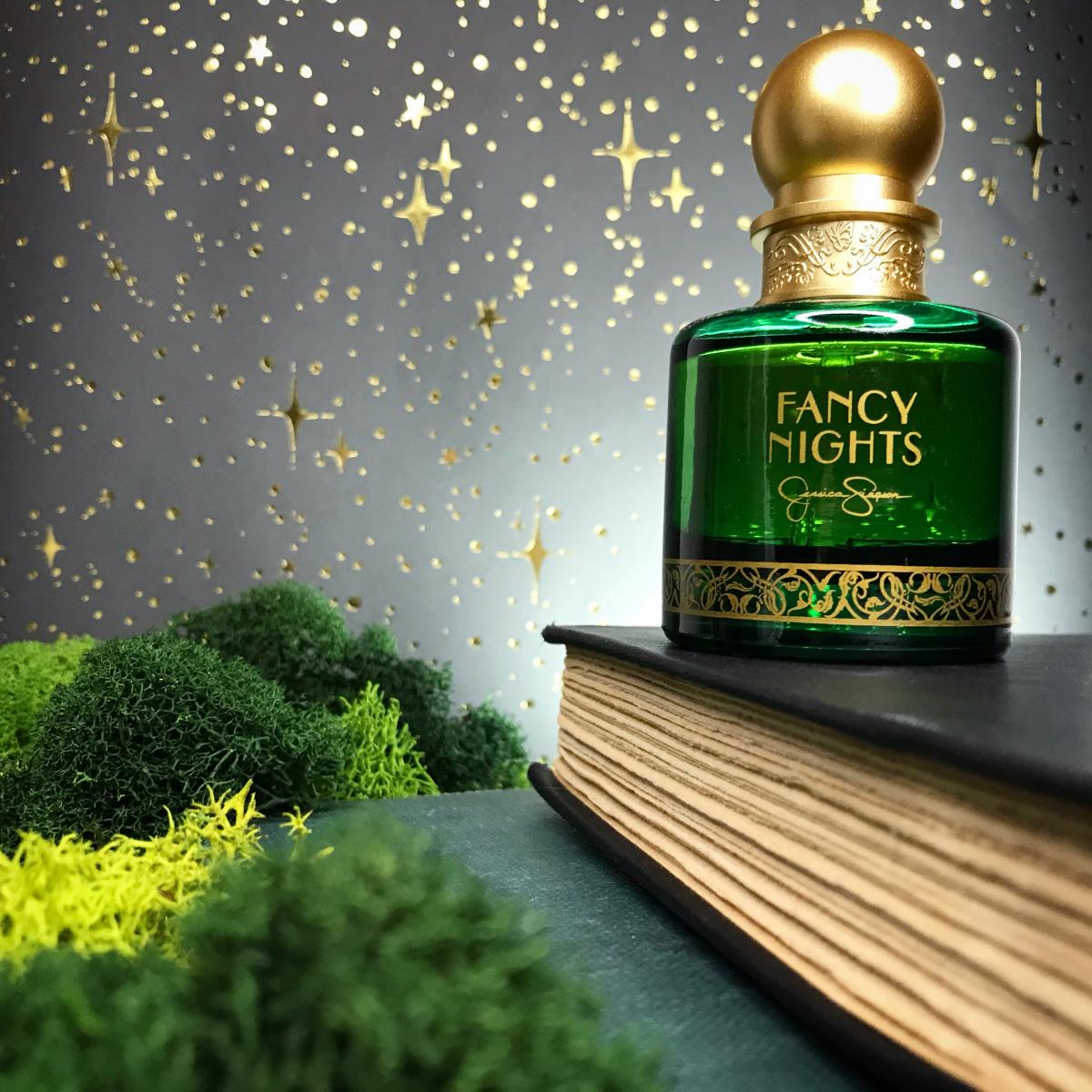 Fancy Nights Jessica Simpson fragancia - una fragancia para Mujeres 2010